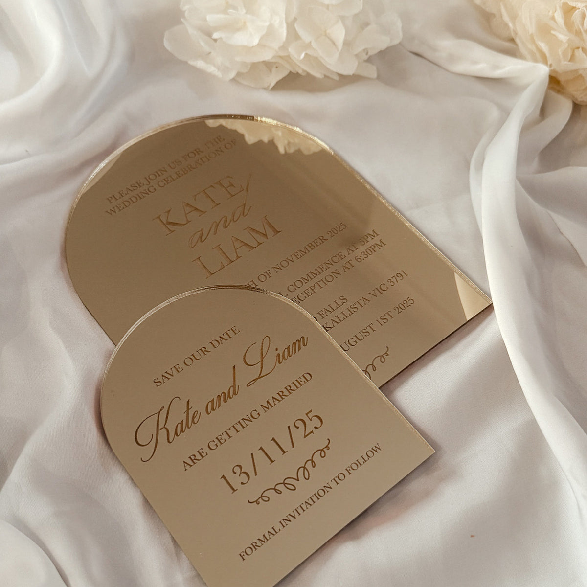 Acrylic wedding invitations – Maple and Belle